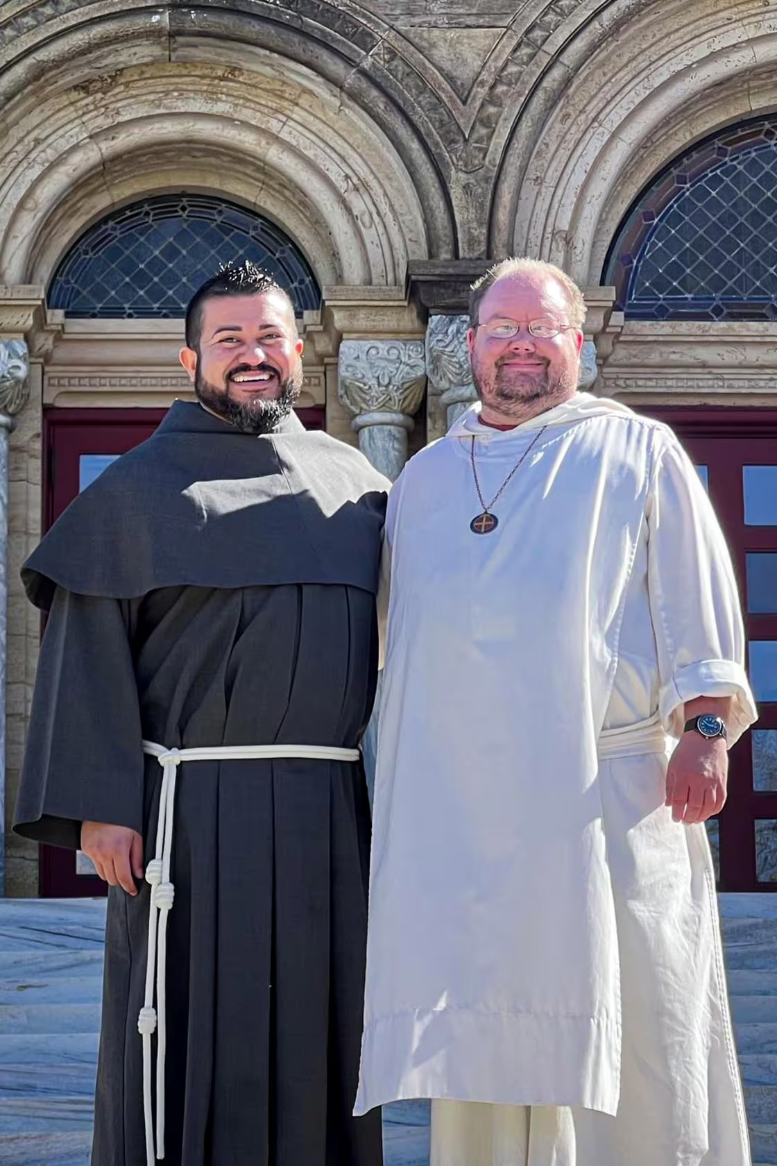 Cristianos Gays » El obispo John Stowe reafirma su apoyo al ermitaño ...